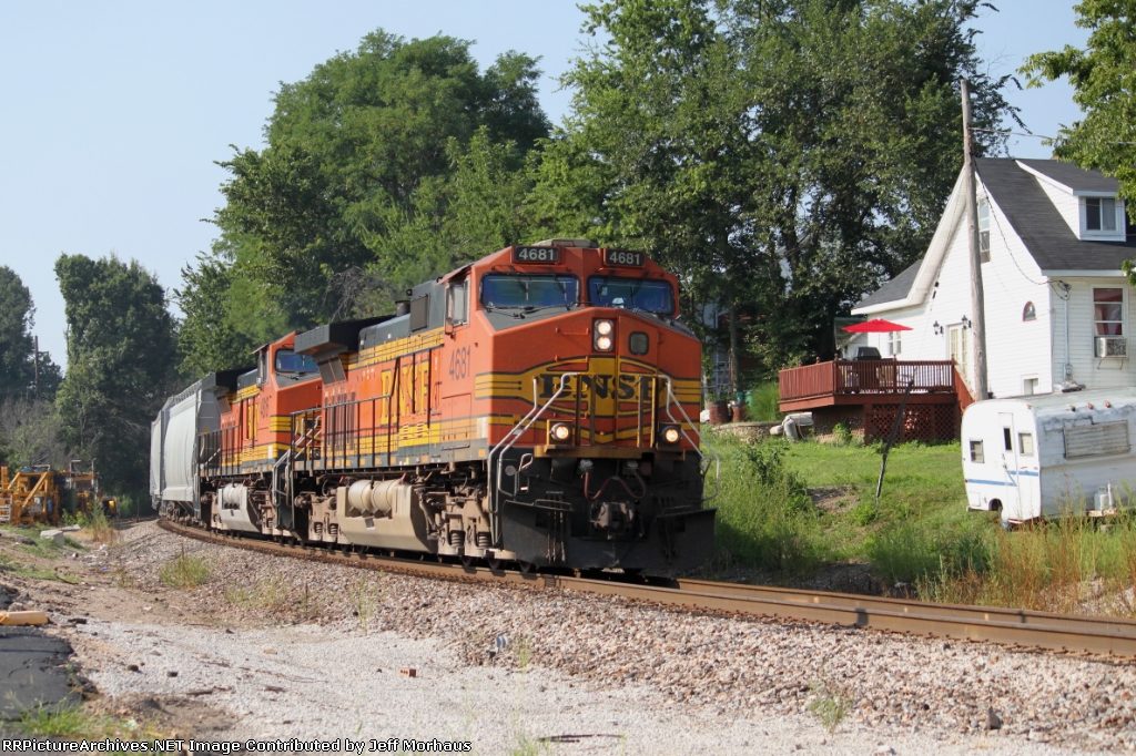 BNSF 4681